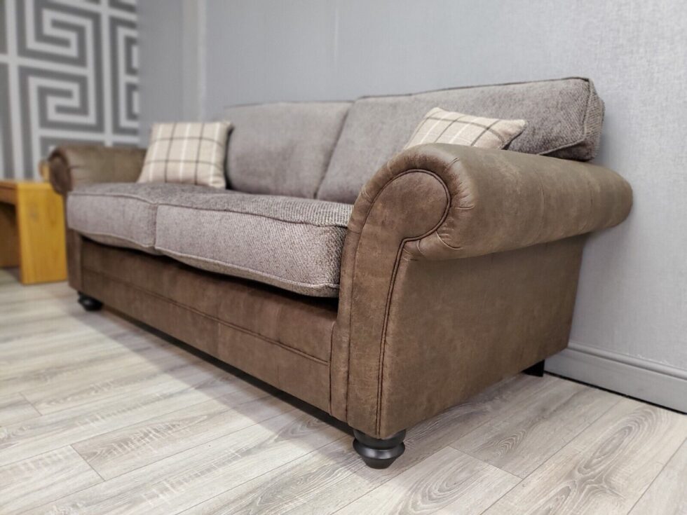 HUNTINGDON STAG STYLED 4 SEATER SPLIT SOFA & 3 SEATER SOFA IN SCATTER ...